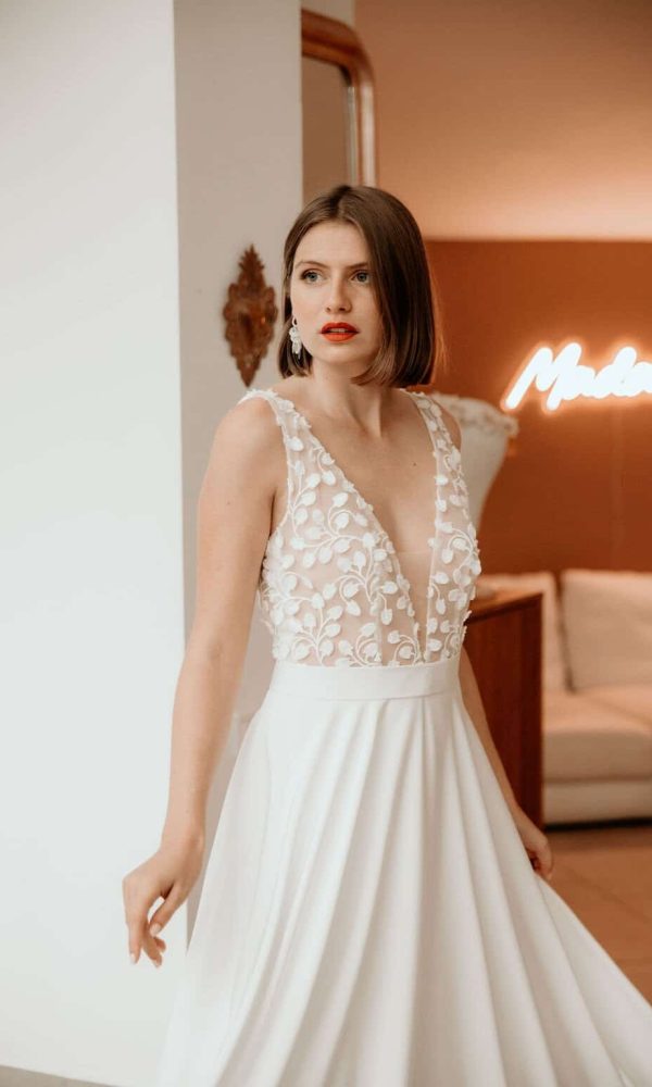 The Wedding Explorer